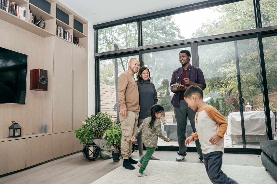 How to Dominate a Neighborhood with Circle Farming